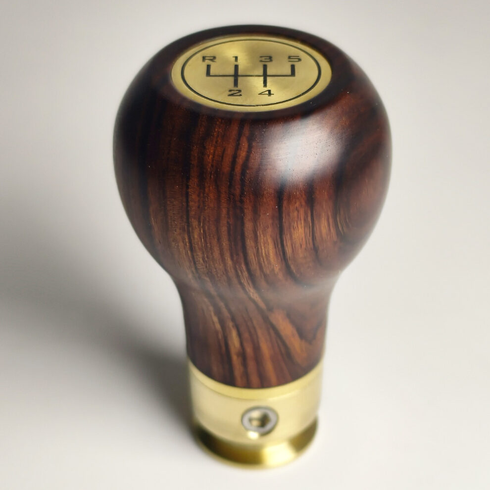 Cool Shift Knobs UK | Custom JDM Gear Knobs | 5 & 6 Speed Manual ...